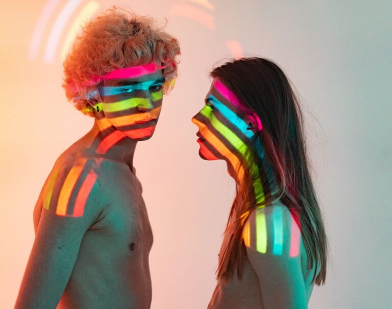 Qué es Queer: Significado, teoría y diferencias con no binario Qué es Queer: Significado, teoría y diferencias con no binario